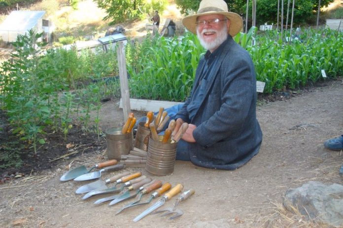 Biointensive Gardening Tips for More with Less | GardensAll