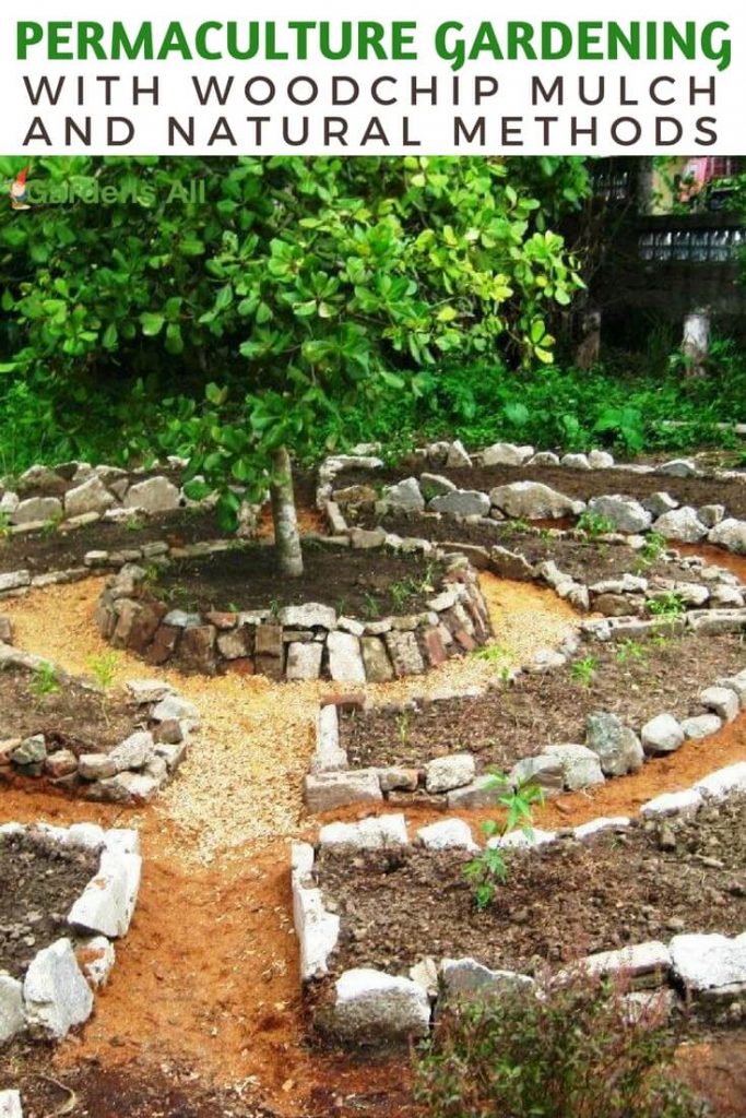 Permaculture Gardening with Woodchip Mulch and Natural Methods